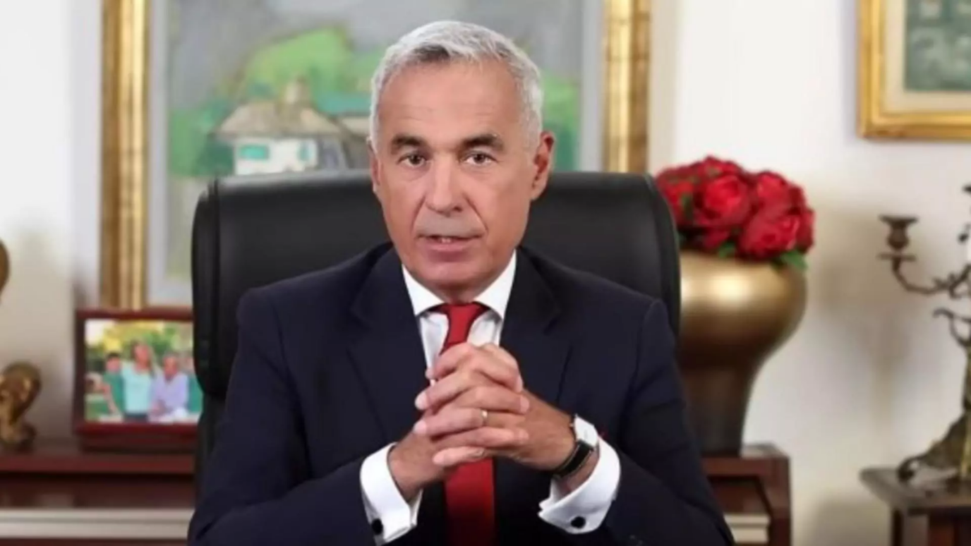 Ce înseamnă partid de dreapta și partid de stânga în România? - VoxPolitic